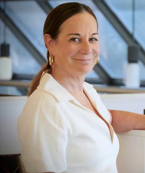 Libby Connolly Alexander | Expert Business Executive | Author